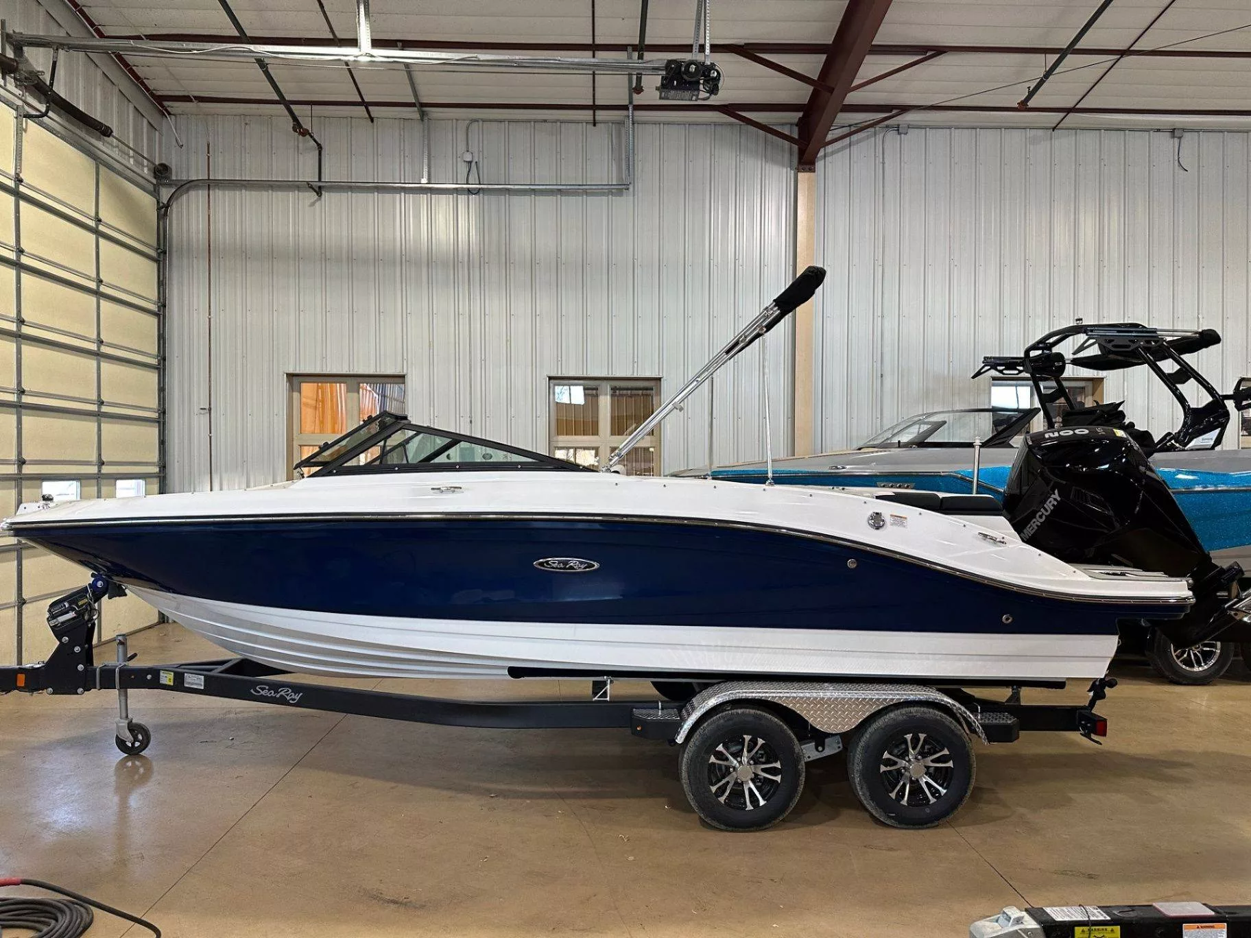 New 2024 Sea Ray 210 SPX For Sale in Fort Collins, CO | Island Lake ...