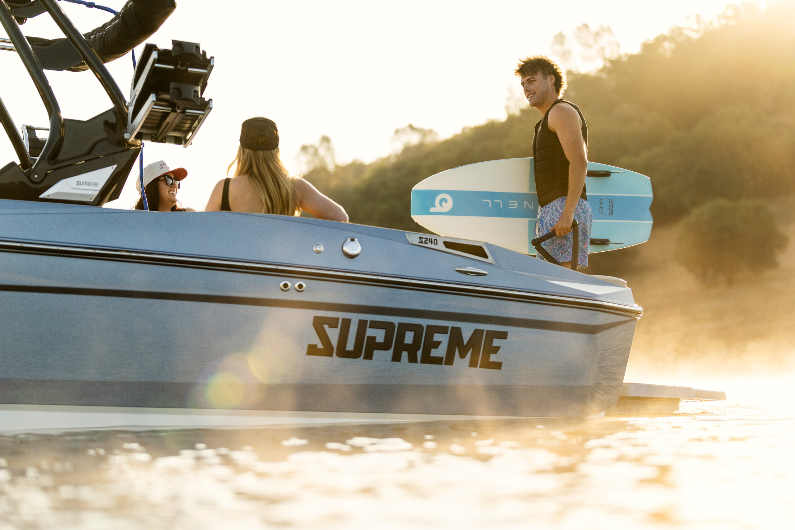 Used Supreme Boats Colorado - Island Lake Marine